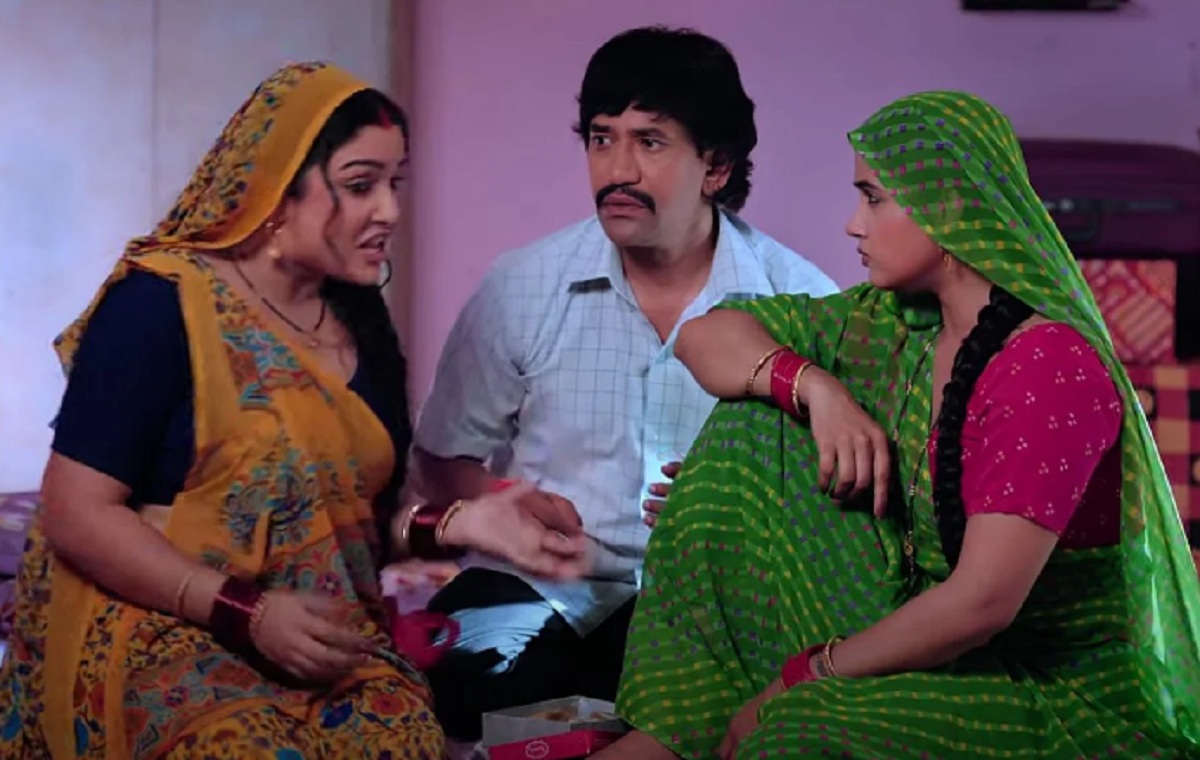 Bhojpuri: কাজল রাঘওয়ানি ও আম্রপালির সাথে রোম্যান্স করলেন নিরাহুয়া ...